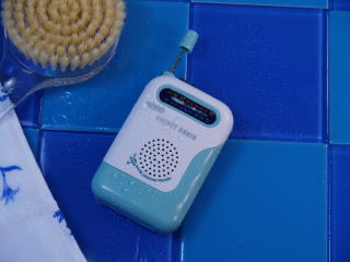 防滴ポケットラジオ【AR3-467W】(B)